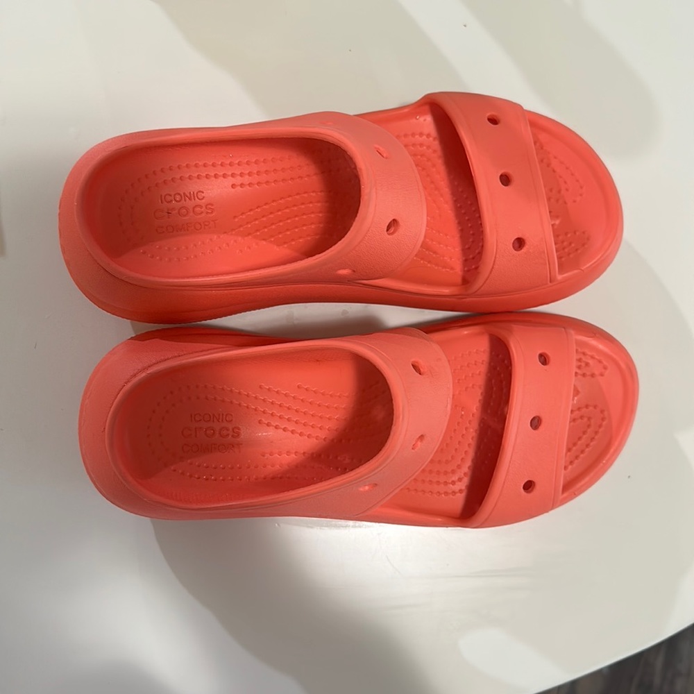 Crocs Classic Crush Sandal In Watermelon - Gem